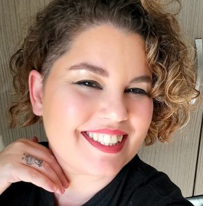 Sobre Erica Mariosa Carneiro - Erica Mariosa